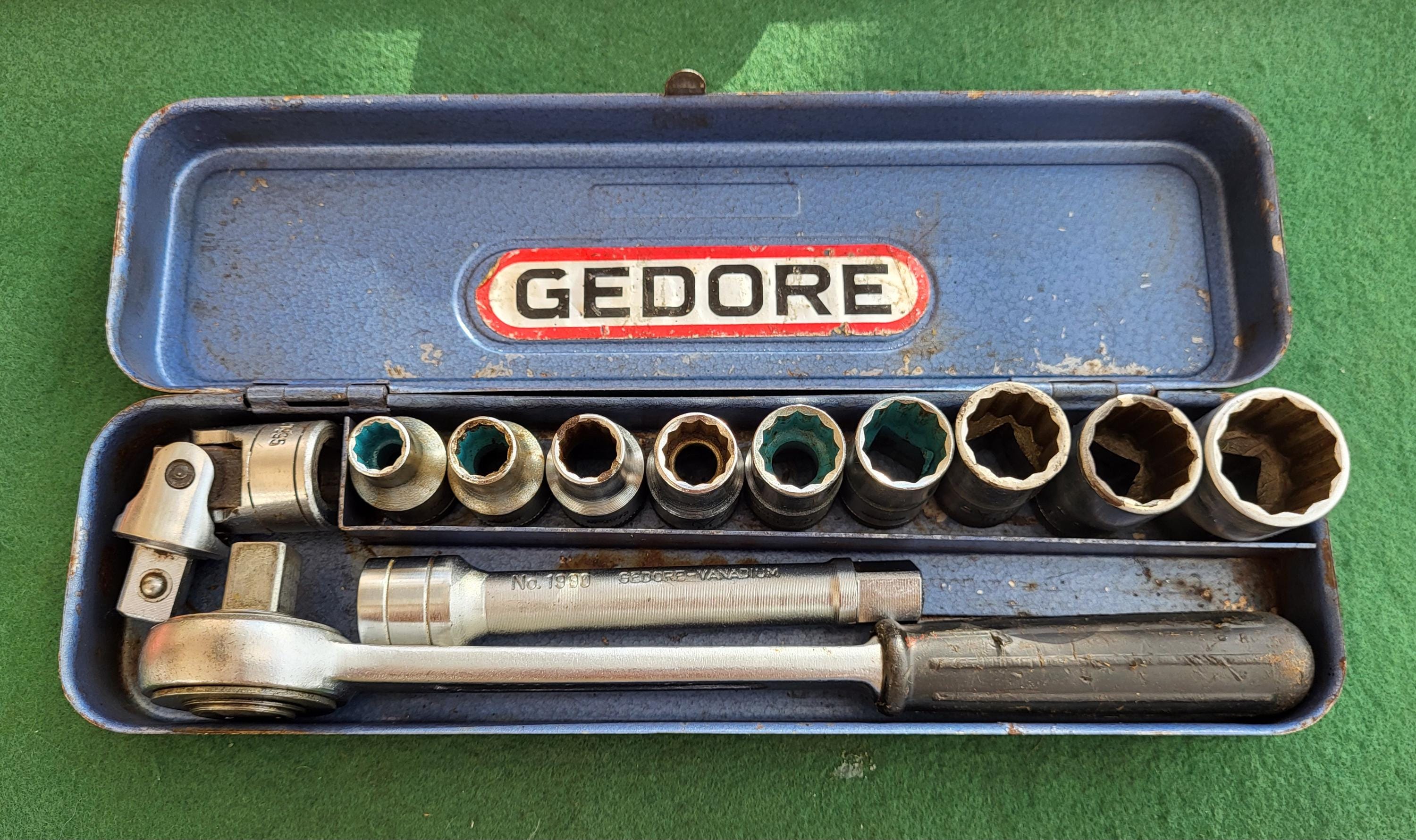 Antique ratchet socket set store