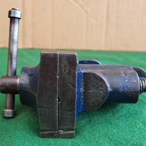 Vintage Unusual Jewellers Bench Vice. Small Strong Bench Vice ...