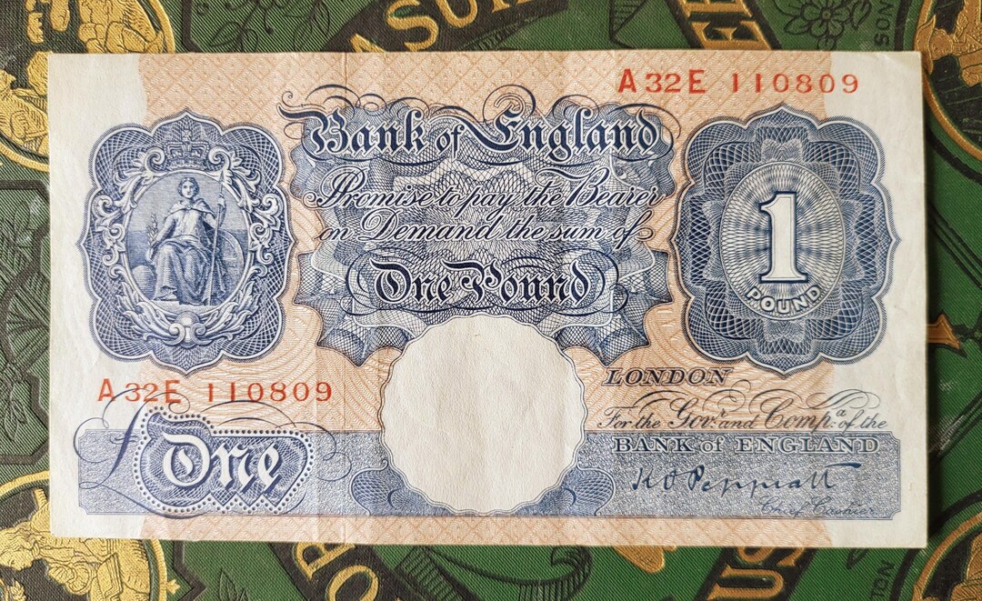 War Time Issue Blue One Pound Note - K. O. Pepiatt. British War Time ...