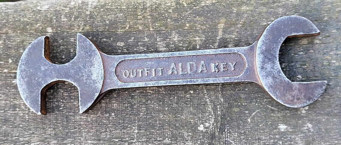 Antique "outfit ALDA Key". Antique French Automobile Wrench - Outfit ...
