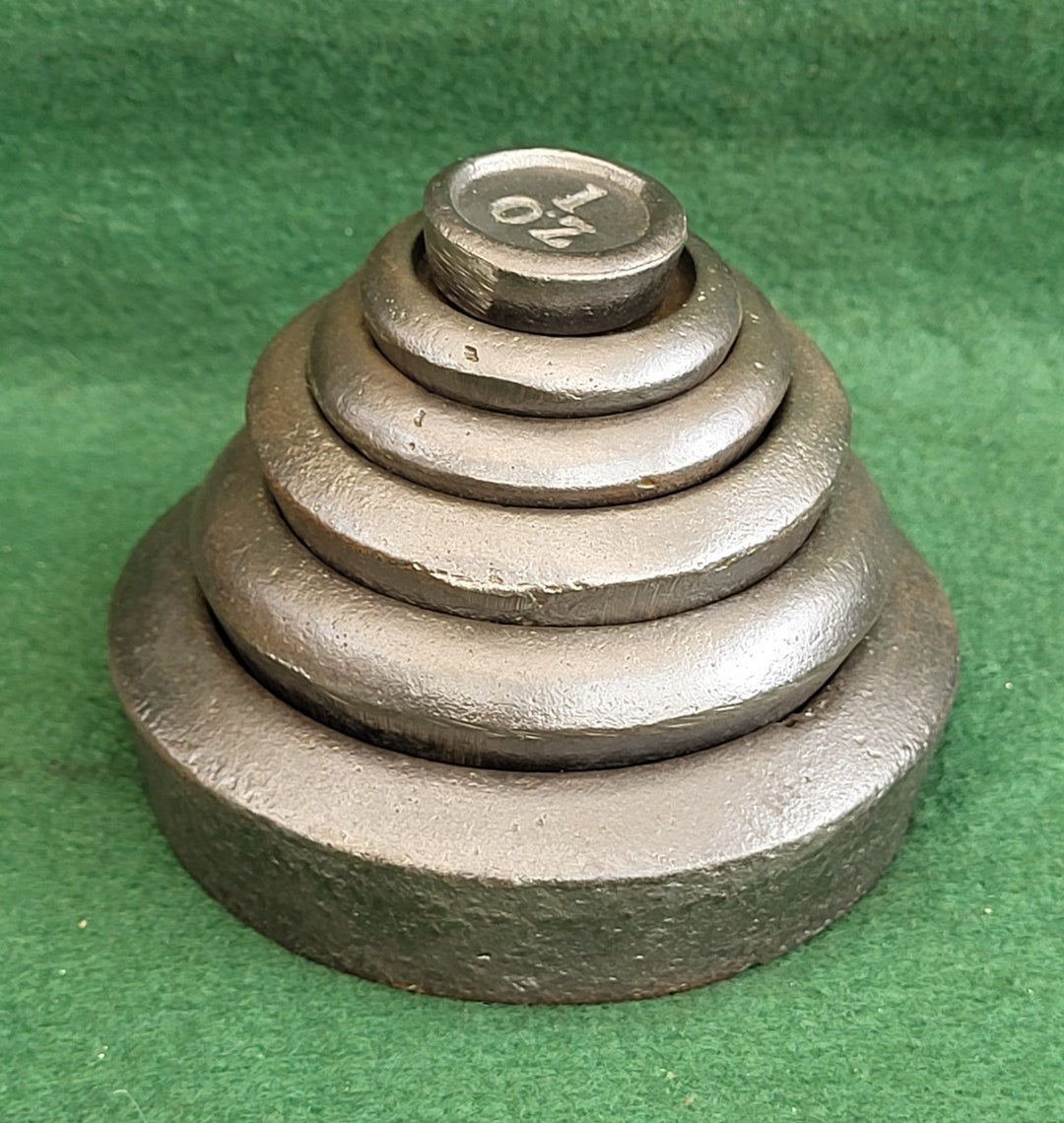 Set of Six Vintage Cast Iron Weights. Set of Vintage Cast Iron Stacking ...