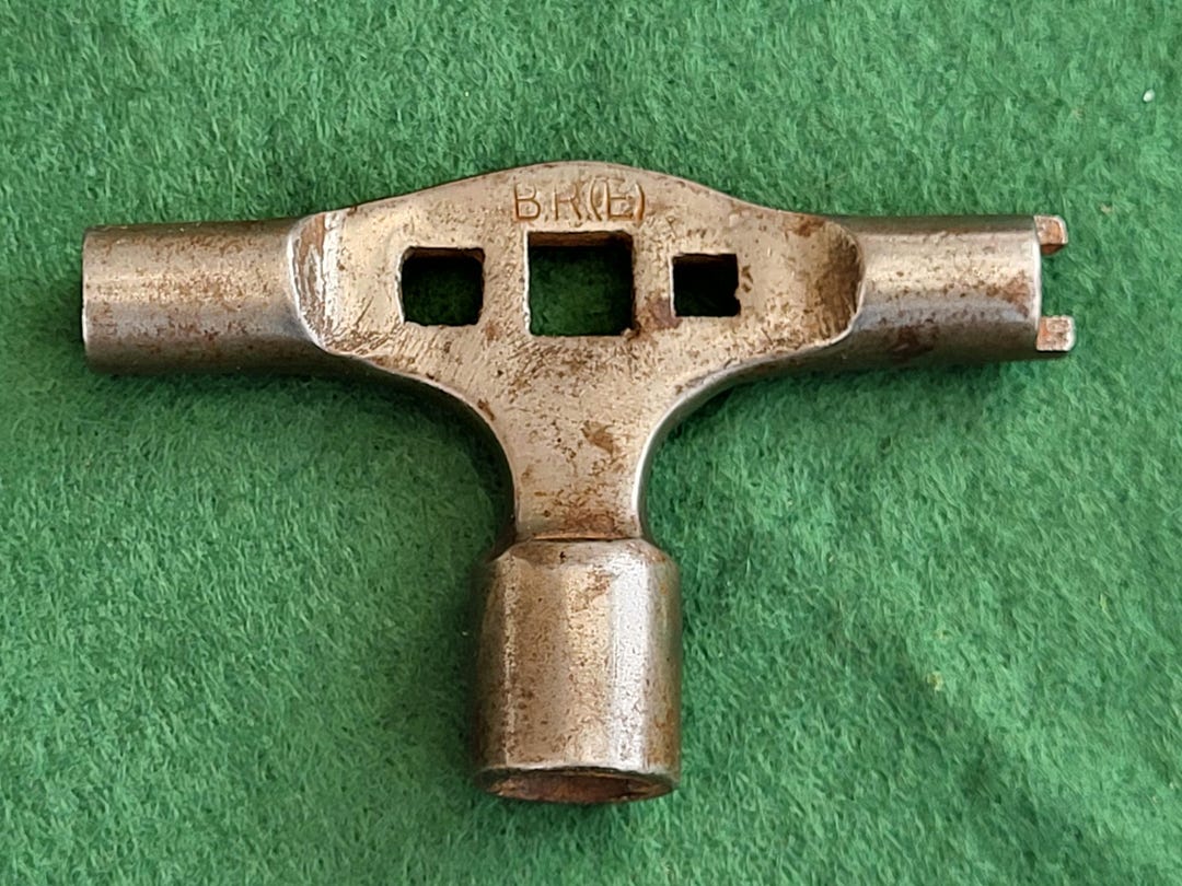 Vintage Railway Key. Vintage BR(E) - British Railways Eastern ...