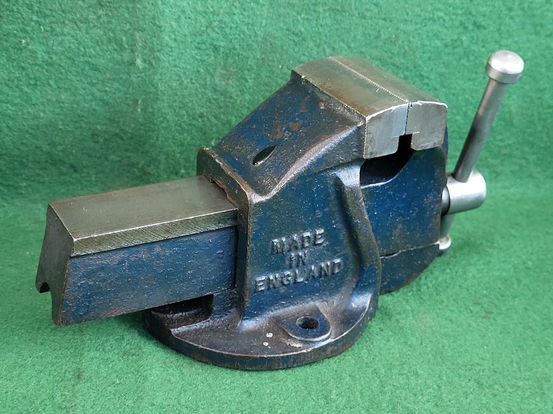 Very Nice Vintage Record No 00 Vice in Very Good Original Condition ...