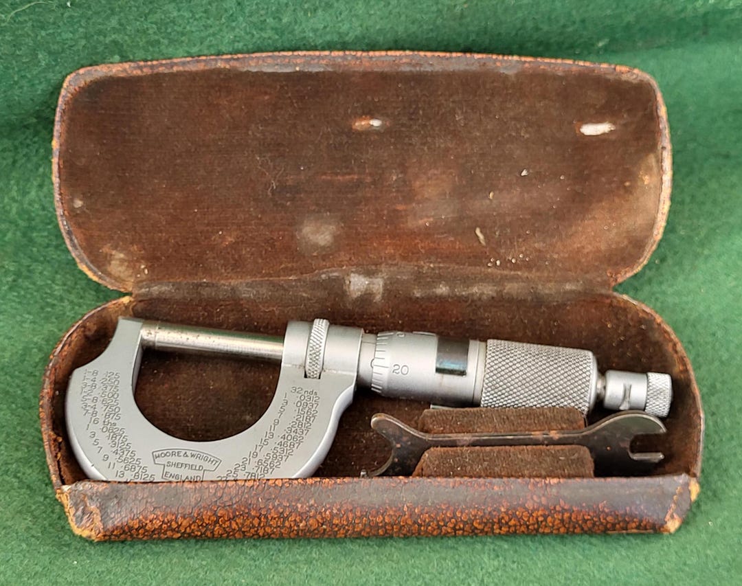 A Nice Vintage Moore & Wright Micrometer. Vintage Moore and Wright No ...