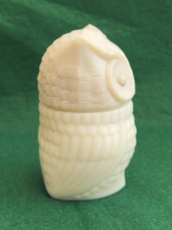 Vintage AVON Owl Jar. Vintage 1970's Avon Owl. - Gem