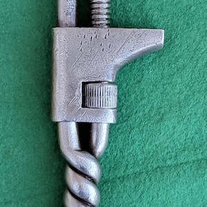 Antique Twist Handle Adjustable Wrench. Antique Acme (W & B) Twist ...