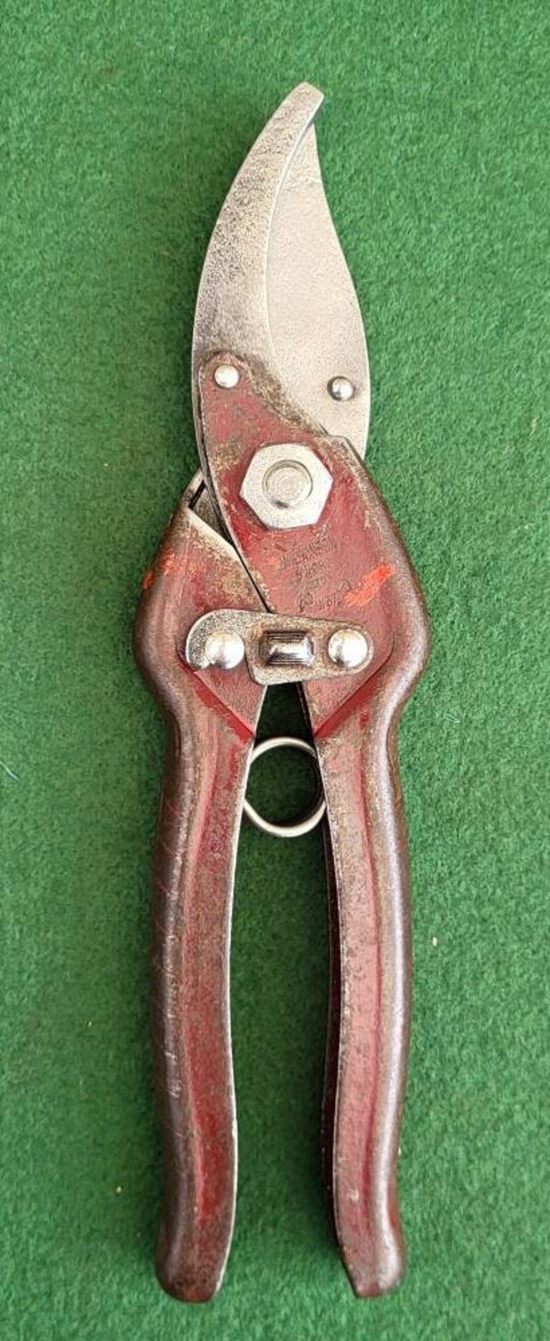 Vinatge Secateurs - Vintage Wilkinson Sword Ltd W37 Gardening Secateurs ...