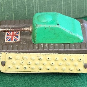 Vintage DIBRO Tin Plate Tank. Vintage DIBRO Tin Plate Friction Action ...
