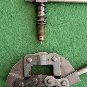 Vintage 10B Motorcycle Chain Link Splitter - Vintage 10B Rivet ...