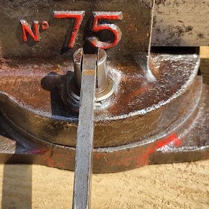 Vintage Record No. 75 Vice. Vintage Record No. 75 All Steel Swivel Vice ...