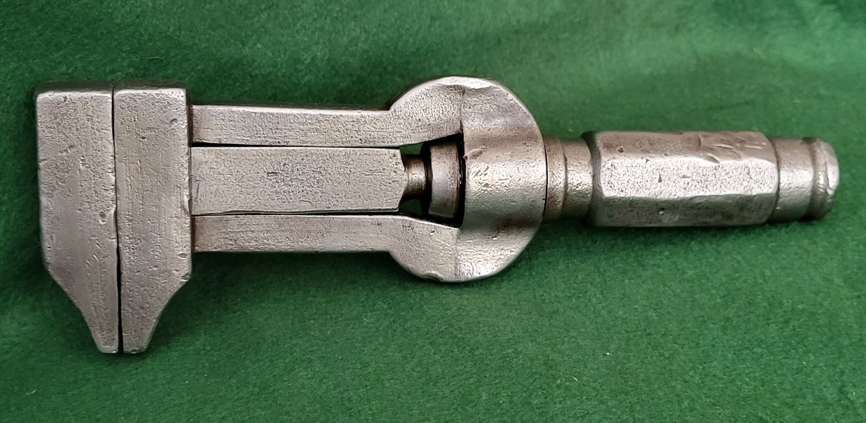 Antique Double Bar Adjustable Spanner. Large Heavy Antique Double Bar ...
