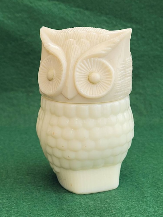 Vintage AVON Owl Jar. Vintage 1970's Avon Owl. - Gem