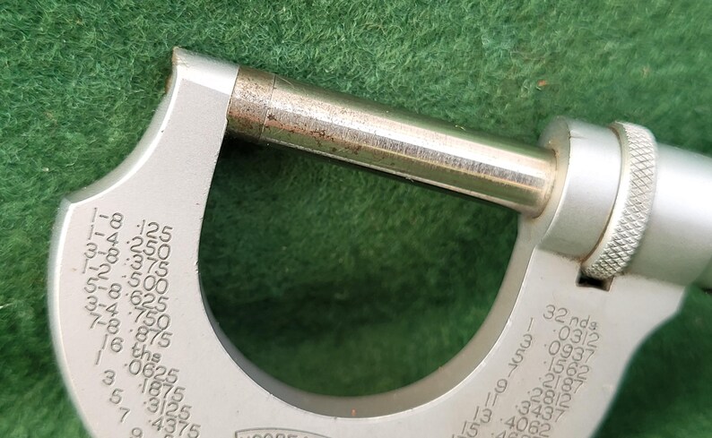 A Nice Vintage Moore & Wright Micrometer. Vintage Moore and Wright No ...