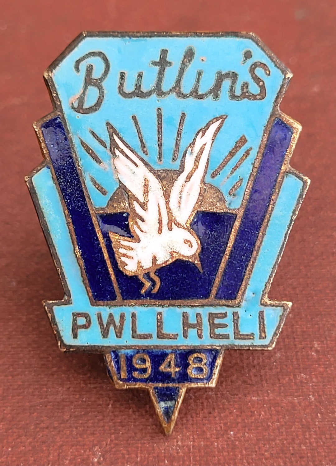 Vintage 1948 Butlin's Pwllheli Enamel Badge by W. Reeves & Co Ltd ...