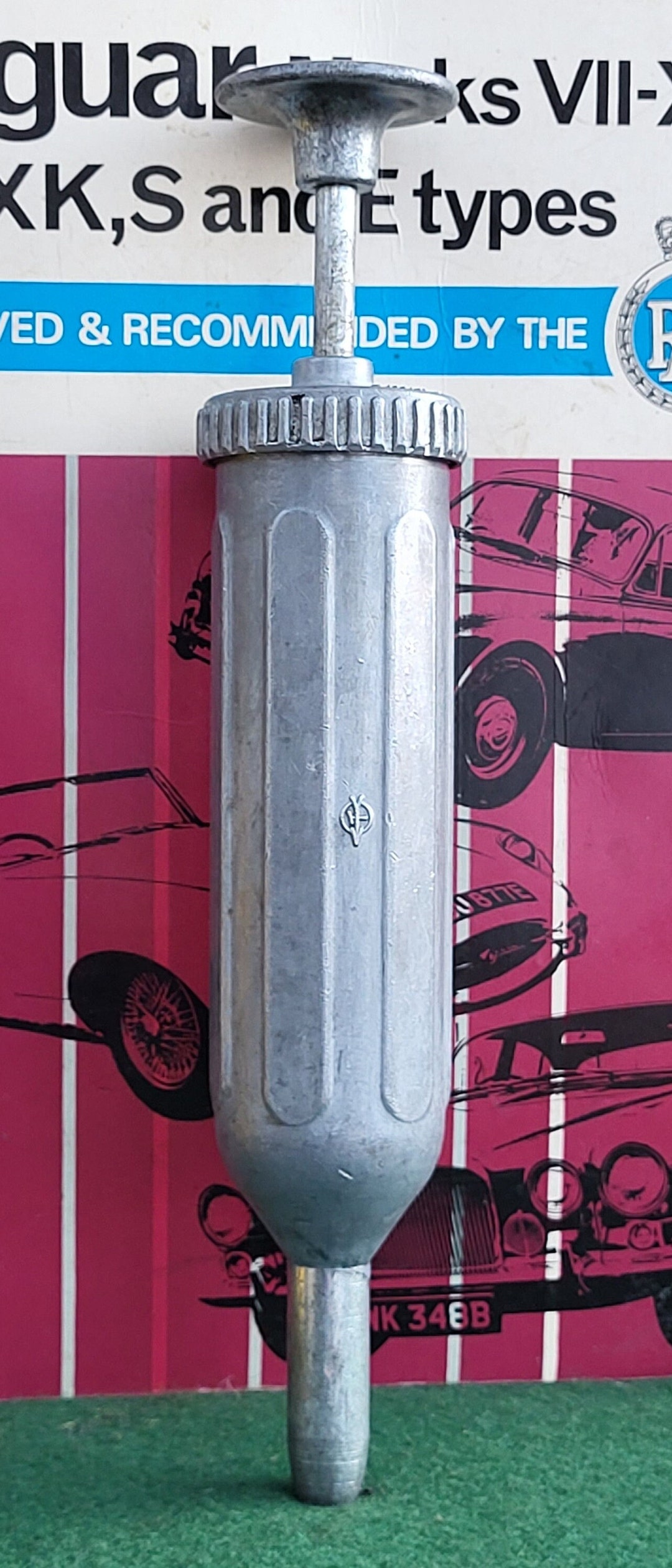 Nice Vintage Tecalemit G.C. 3020 Grease Pump for Vintage Jaguar Motor ...