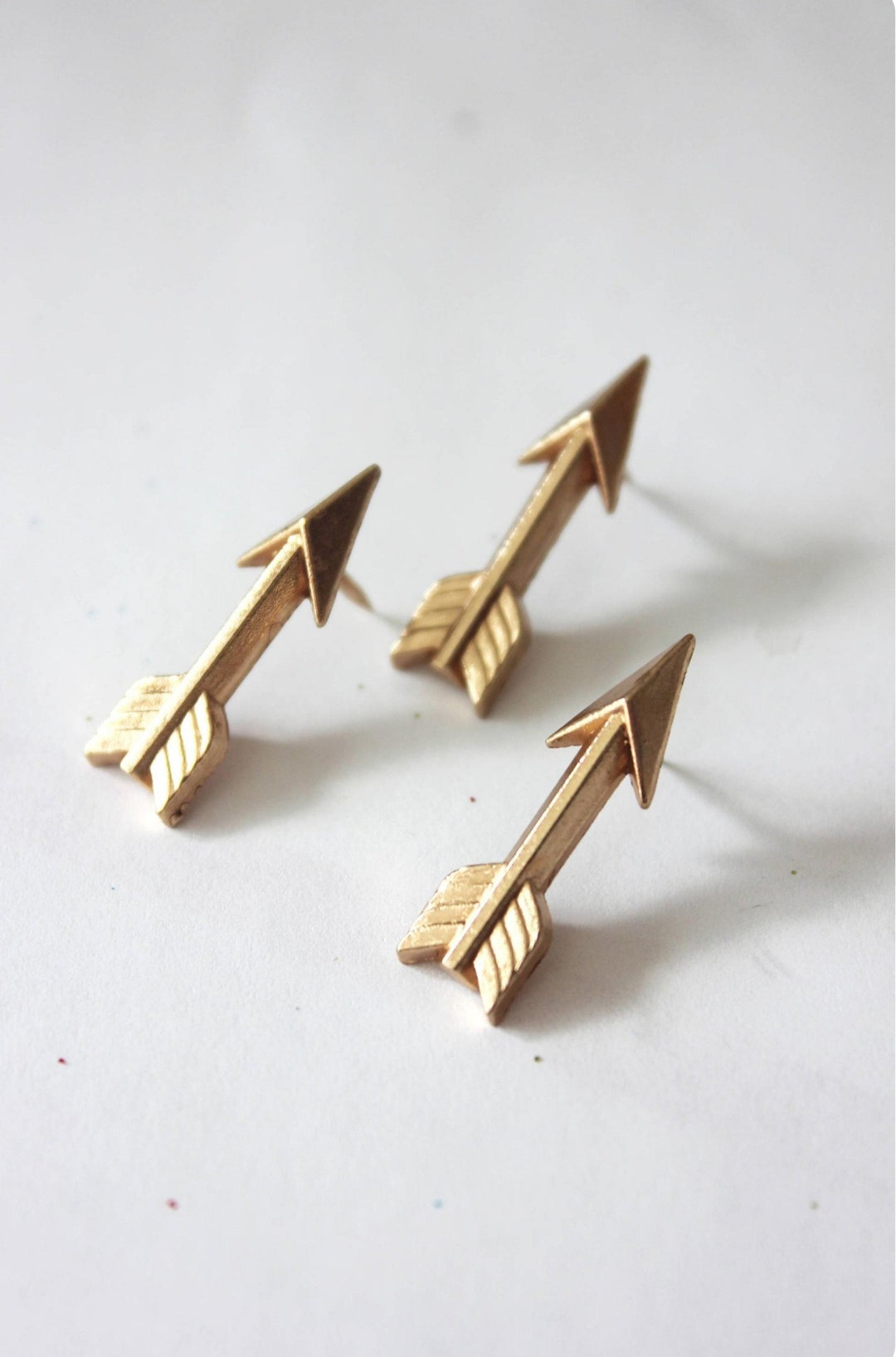 Sale 9 GOLD ARROW THUMBTACKS Thumtacks Tacks Pushpins Push Pin - Etsy