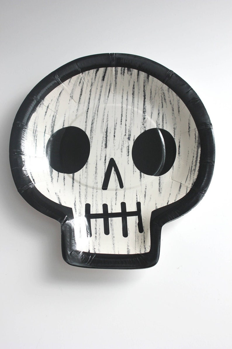 8ct SKULL PAPER PLATES Small Black and White Skeleton | Etsy