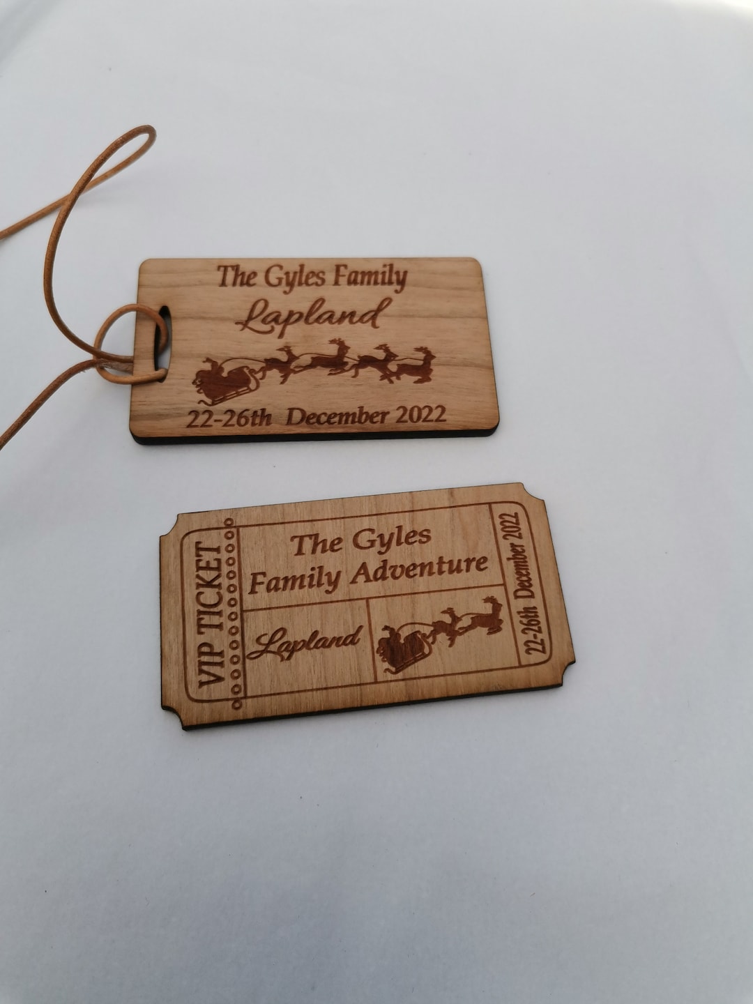 Wooden Lapland Reveal Token and Luggage Tag Personalised Luggage Tag ...