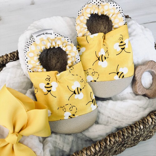Bee Baby Shoes Girl Baby Booties Yellow Soft Sole Shoes Bee | Etsy