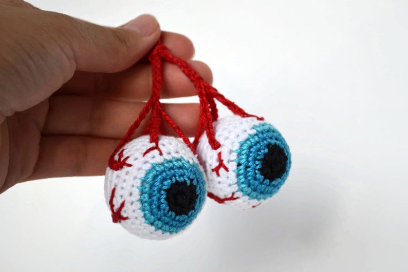 Xenomorph Alien amigurumi toy crochet lanyard toy Alien vs Predator ...