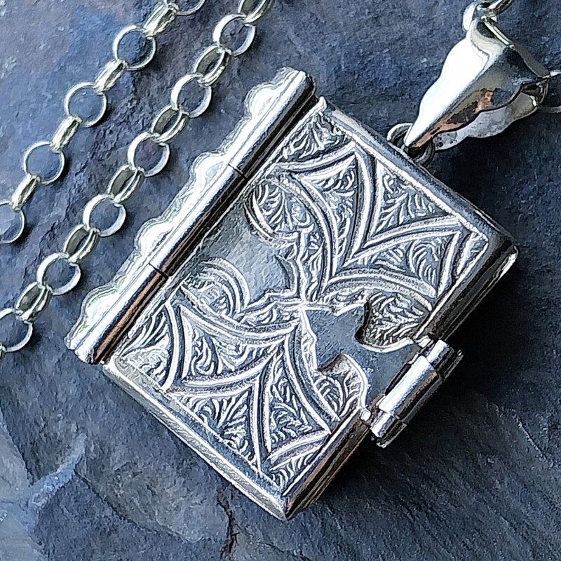 Secret Message Locket - Etsy