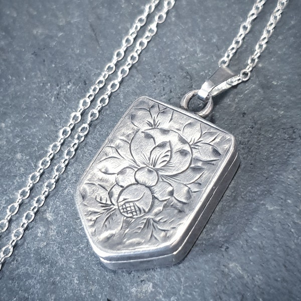 Shield Locket - Etsy