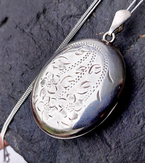 Large vintage locket store