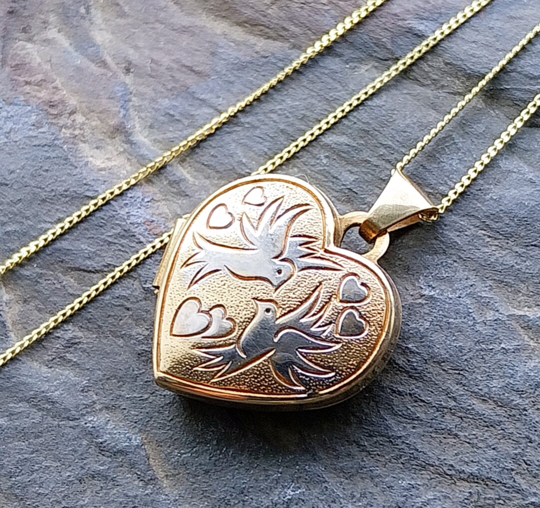 Vintage 9ct GOLD HEART LOCKET White Doves With 18 Chain 1.9g - Etsy
