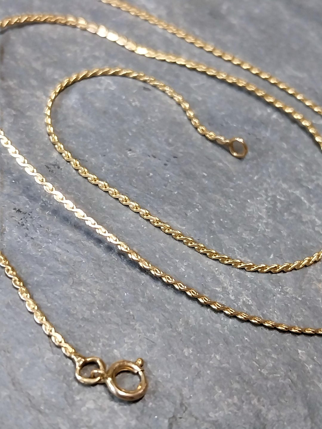 9ct GOLD Snake Style CHAIN Necklace - 18