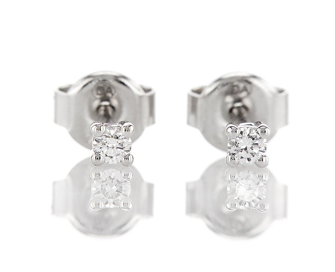 Round Diamond Basket Earrings, Stud Earrings, 0.10 Carat D VVS Round ...