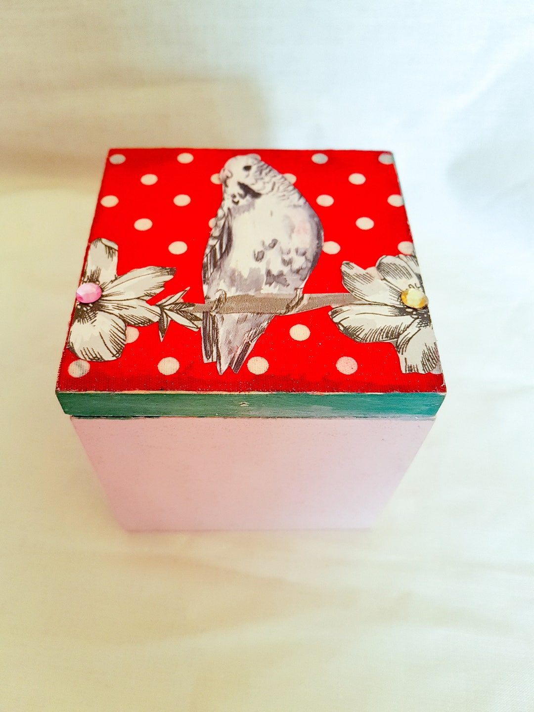Hilda Ring Box - Etsy