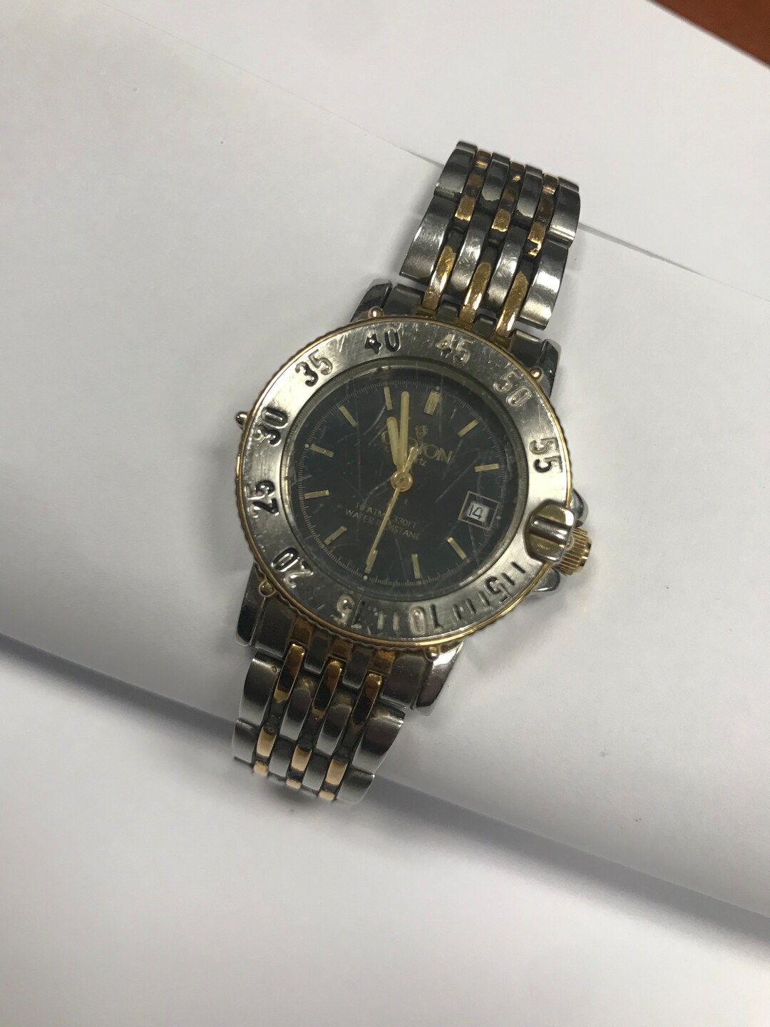 Croton Japan Quartz 10 ATM 330ft WR Date Stainless Steel Watch Gold ...