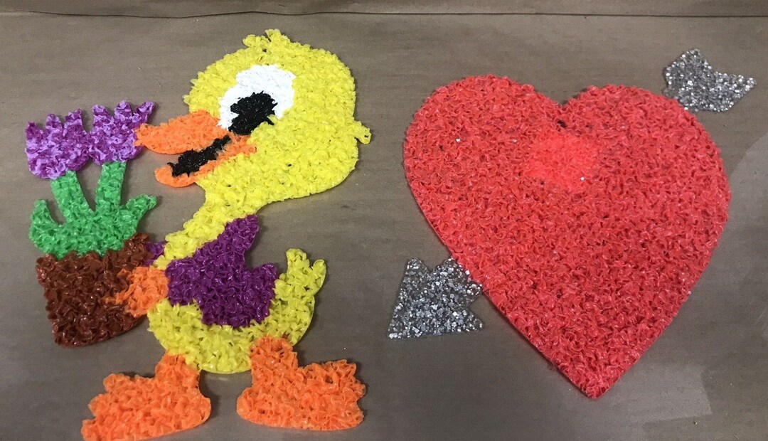 Vintage Melted Plastic Popcorn Figures 2pc Lot - Etsy