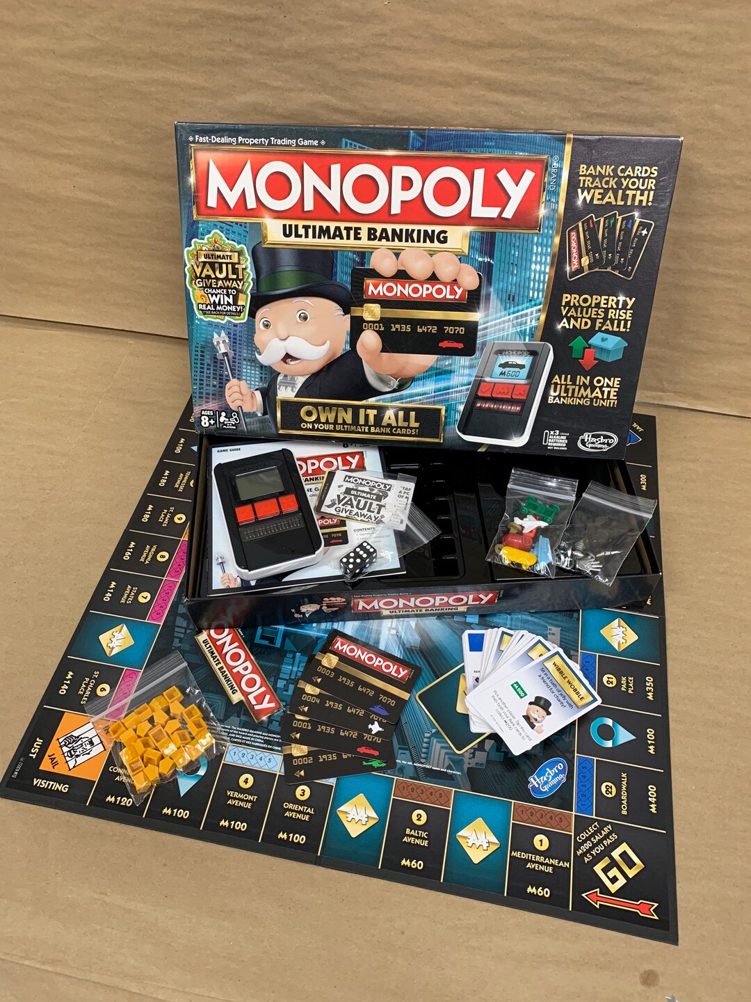Monopoly Ultimate Banking Electronic Cards Board Game Hasbro 2015 ...