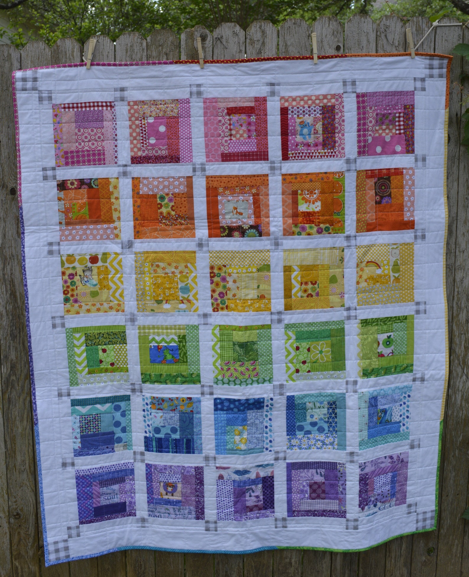 Scrappy Rainbow Log Cabins Quilt - Etsy