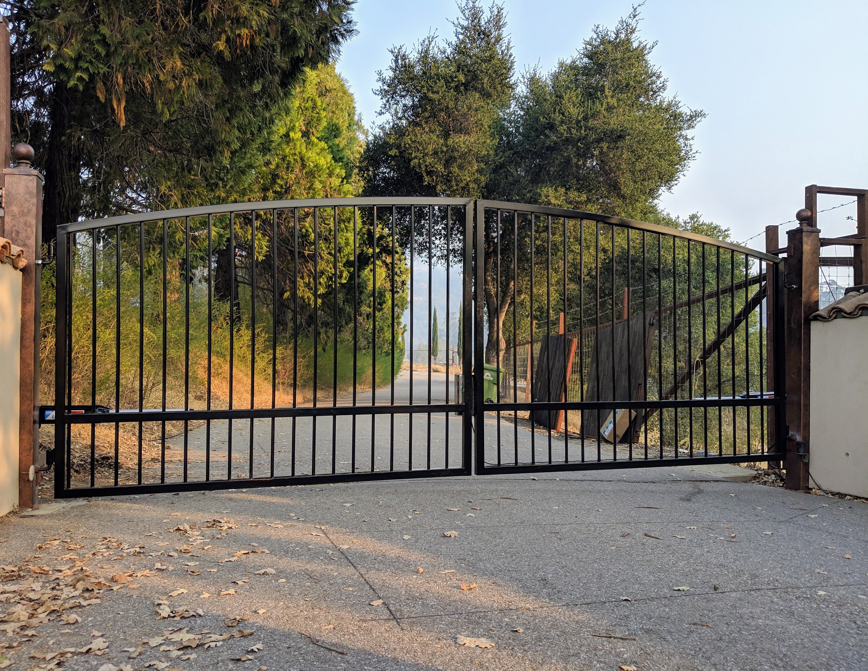 Driveway Gate Kit | Wrought Iron, Single Pickets, Arched ...