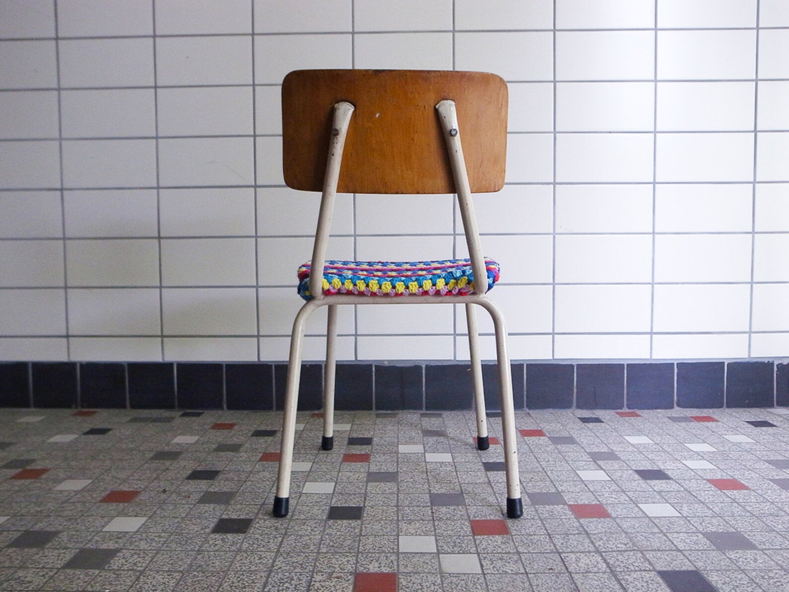 Vintage Children's Chair Early Elementary School Kindergarten Stool ...