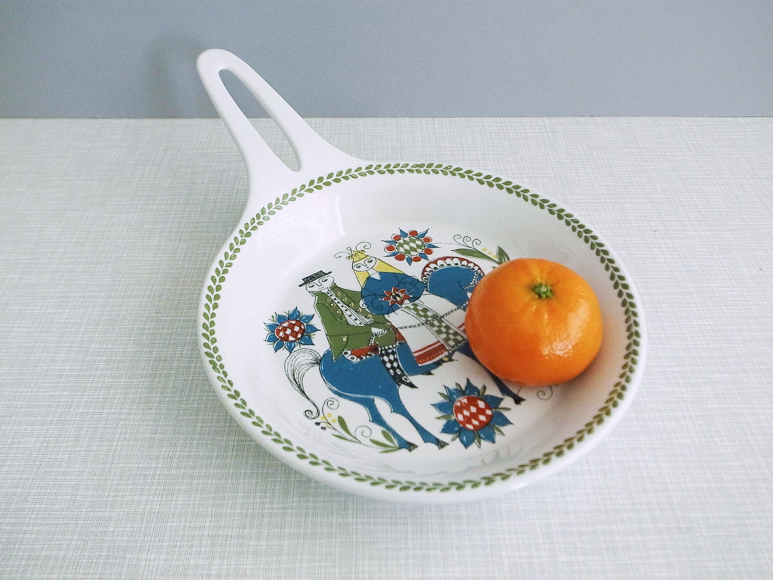 Norwegian Vintage Figgjo Flint Pottery Skillet Saga / | Etsy