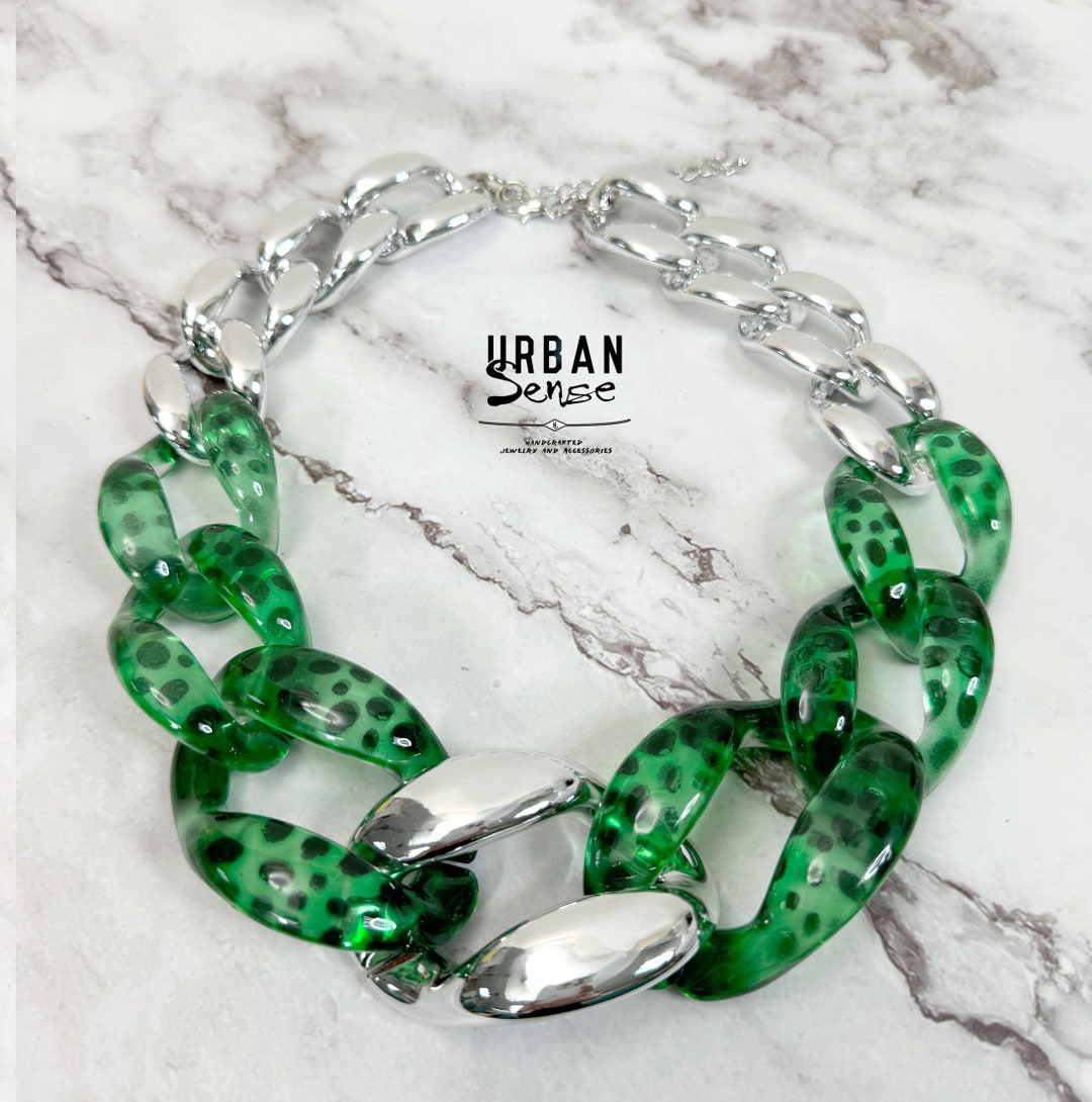 Chunky Green Tortoise Shell and Silver Chain Statement Necklace With ...