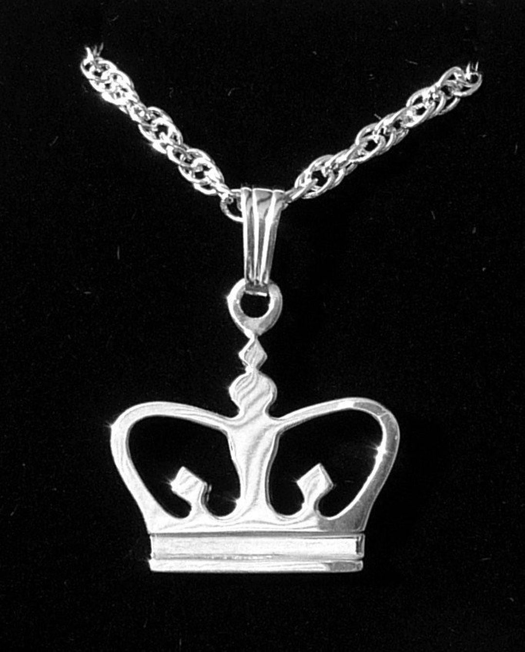 Columbia Crown With Diamond Shapes - Charm - Etsy