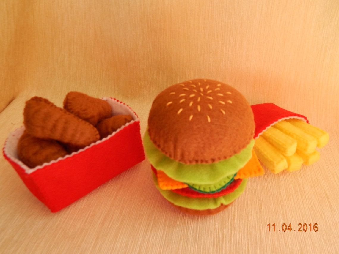 Felt Hamburger Set. Hamburger With Fries and Chicken Nuggets - Play ...