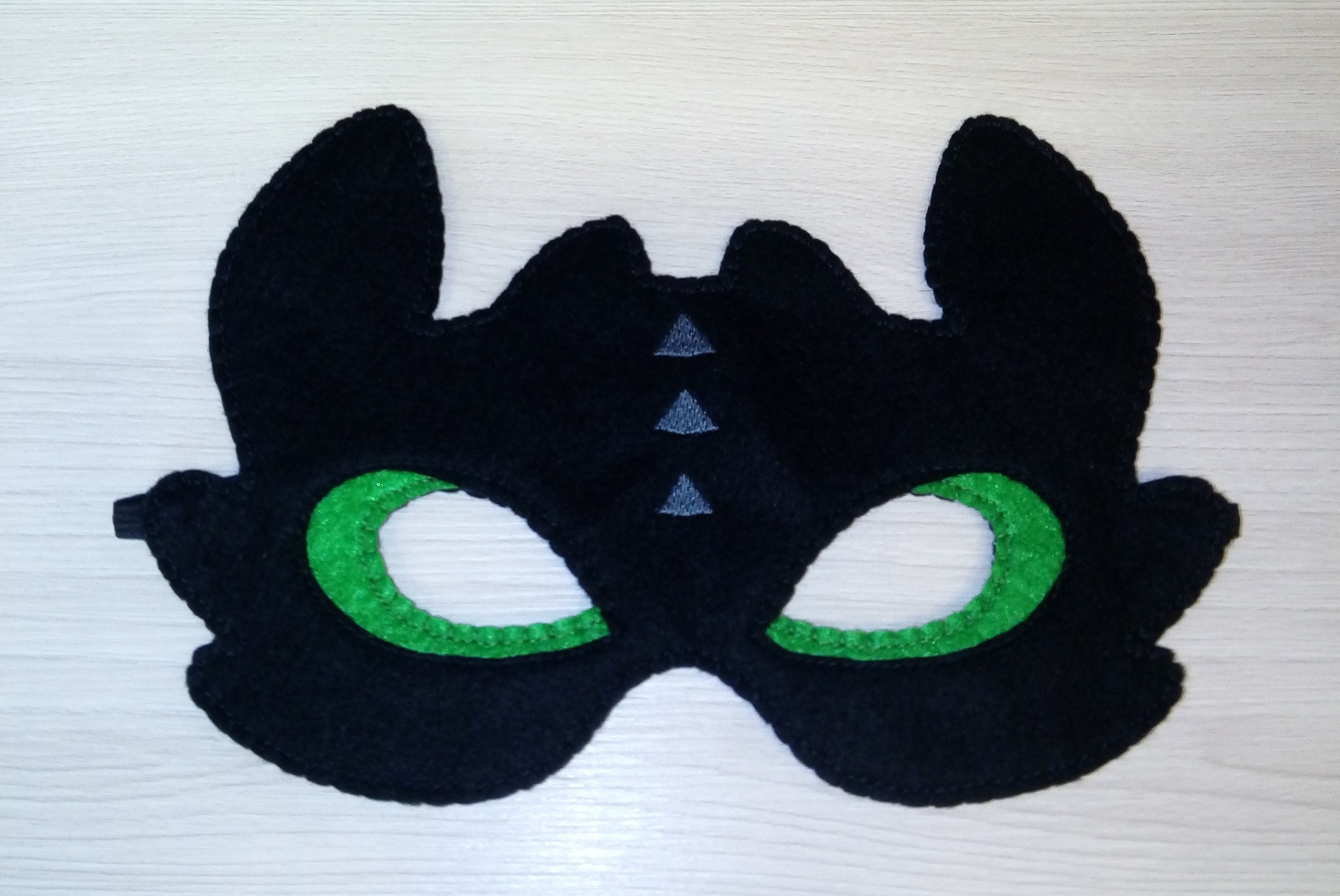 Felt Dragon Masks. Black and White Dragon Masks. Light Fury Inspired ...