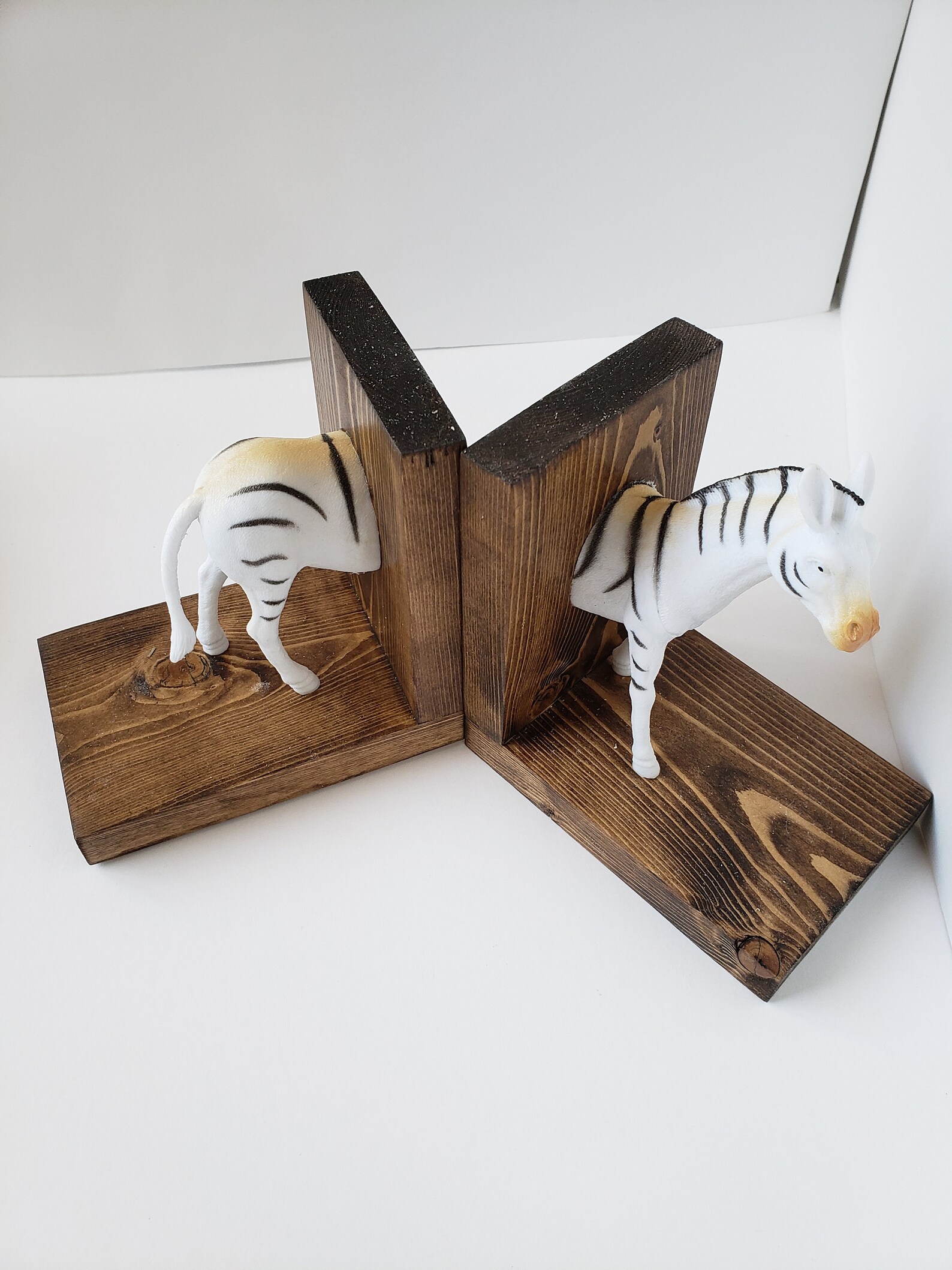 Safari Animal Bookend - Etsy