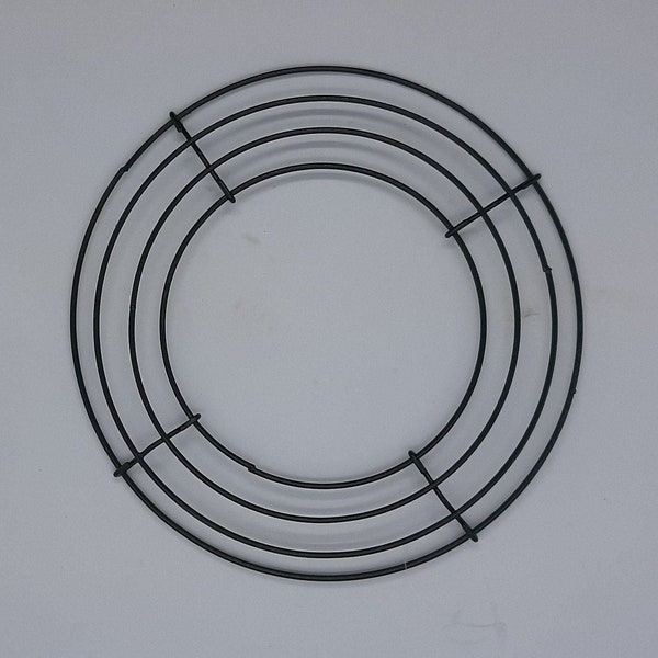Wire Wreath - Etsy