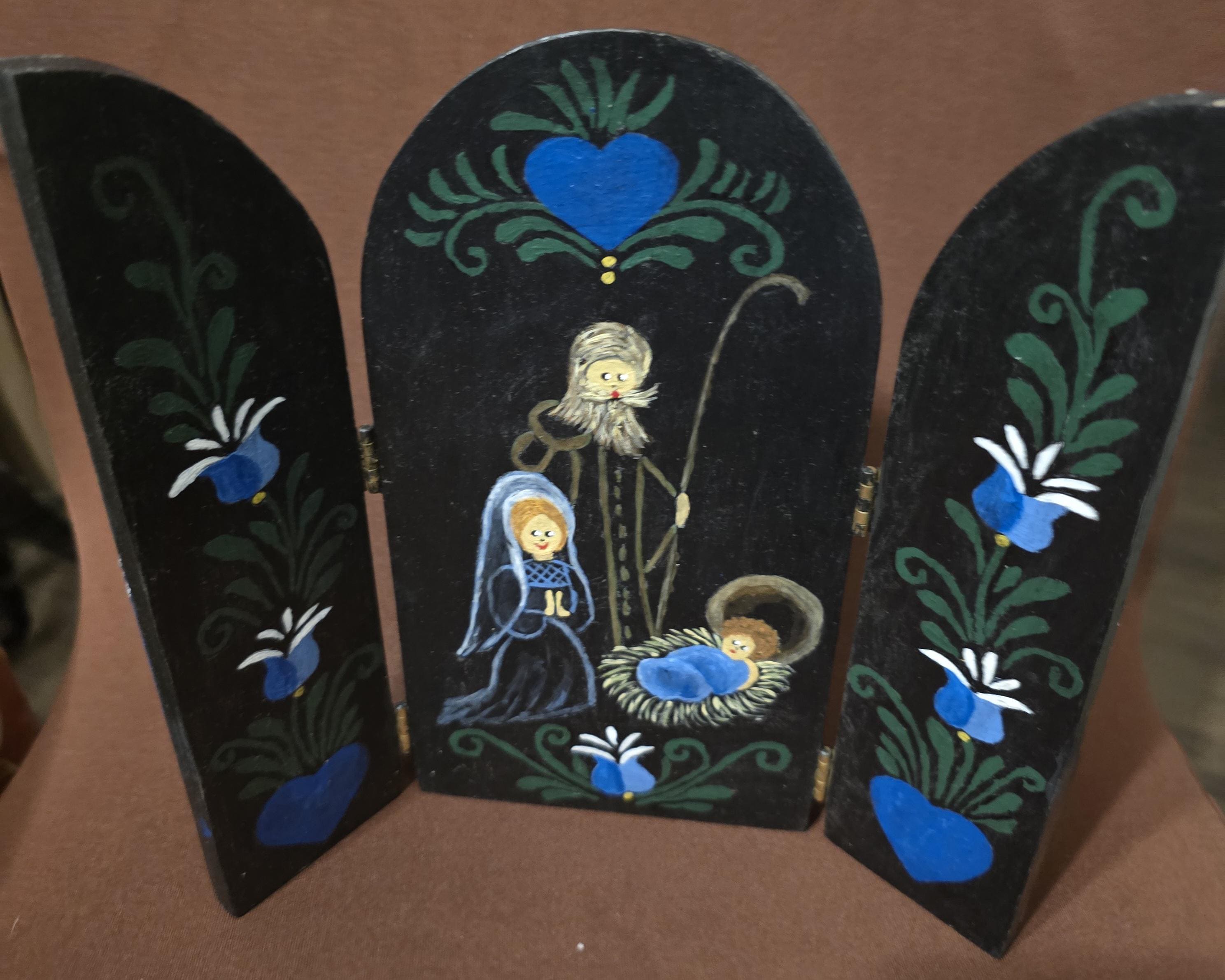Christmas Wood Tri Fold Hand Painted Nativity Scene Vintage - Etsy