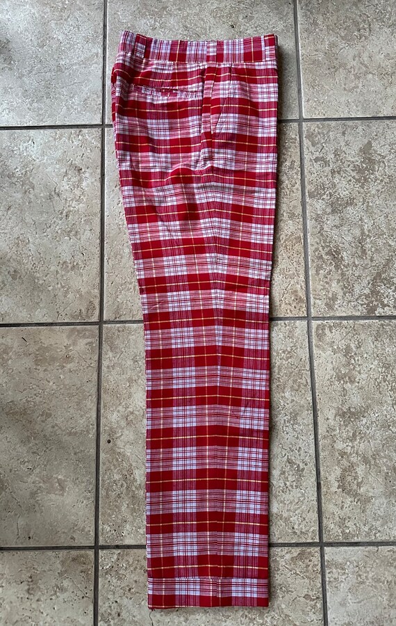 1970s BROOKS BROTHERS Red Plaid Bleeding Madras Cotto… - Gem
