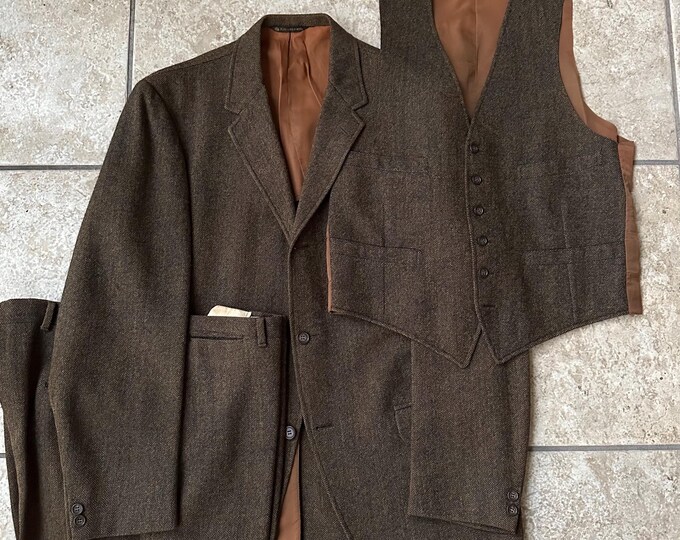 1960s Brown Herringbone Tweed 3 Piece Sack Suit | 40 Long | Ivy League ...
