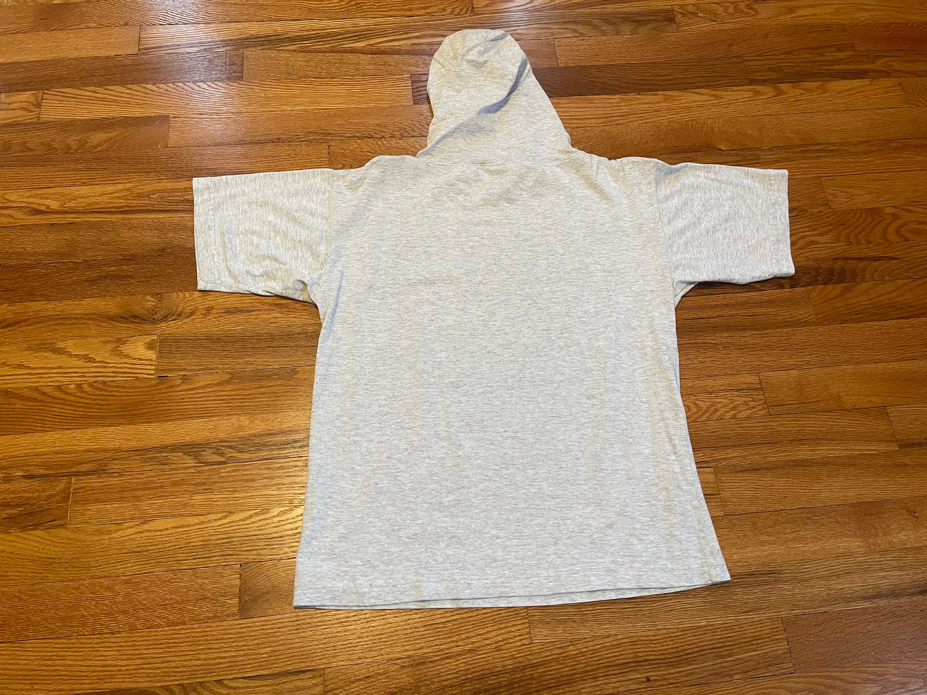 90s Bugle Boy Brand Vintage Hooded T-shirt Rare Awesome 90s Bugle Boy Brand Vintage Hooded T-shirt Rare Awesome