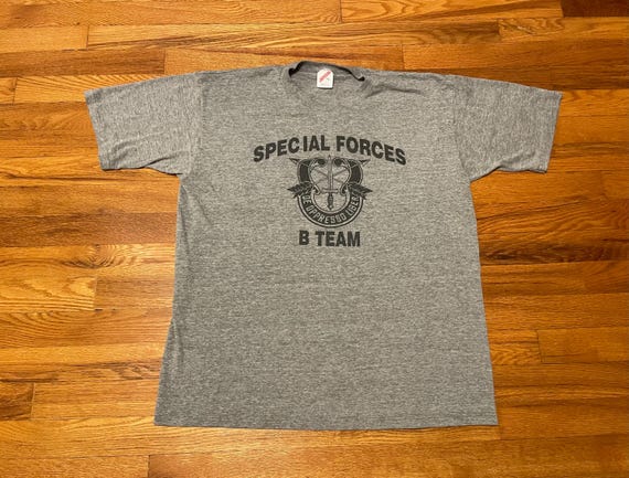 1992 90s Special Forces B Team vintage t-shirt XL gre… - Gem
