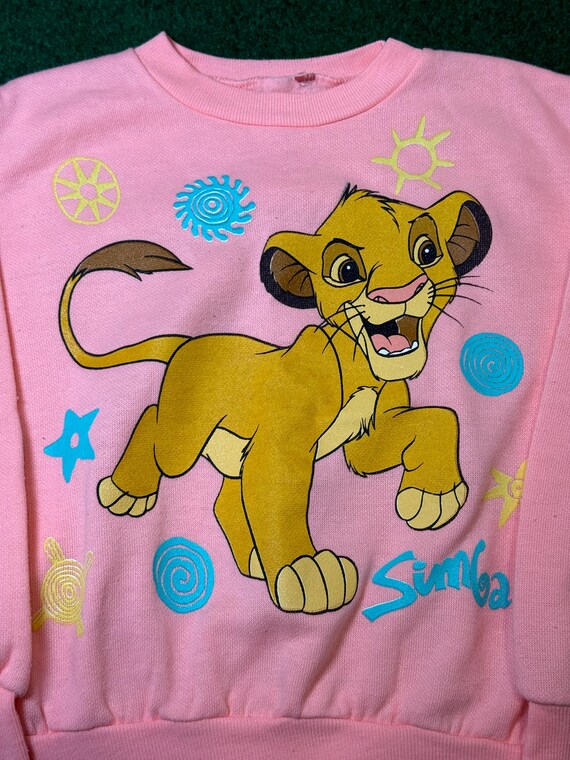 incredible 90s The Lion King Simba pink Crewneck swea… - Gem